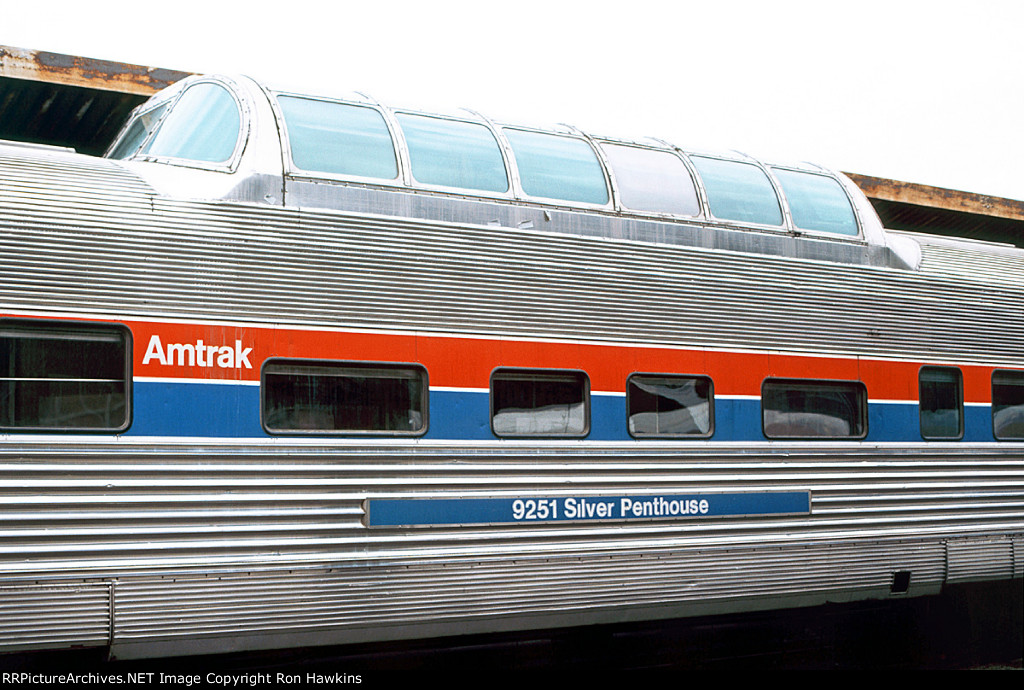 AMTK 9251 "Silver Penthouse"